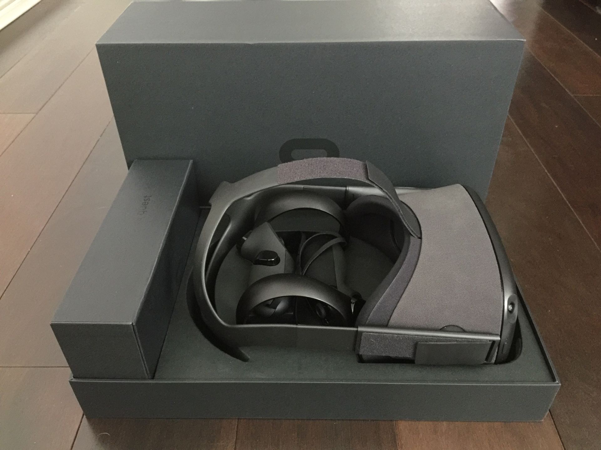 The Outerhaven – Best Travel Cases and Accessories for the Oculus Quest