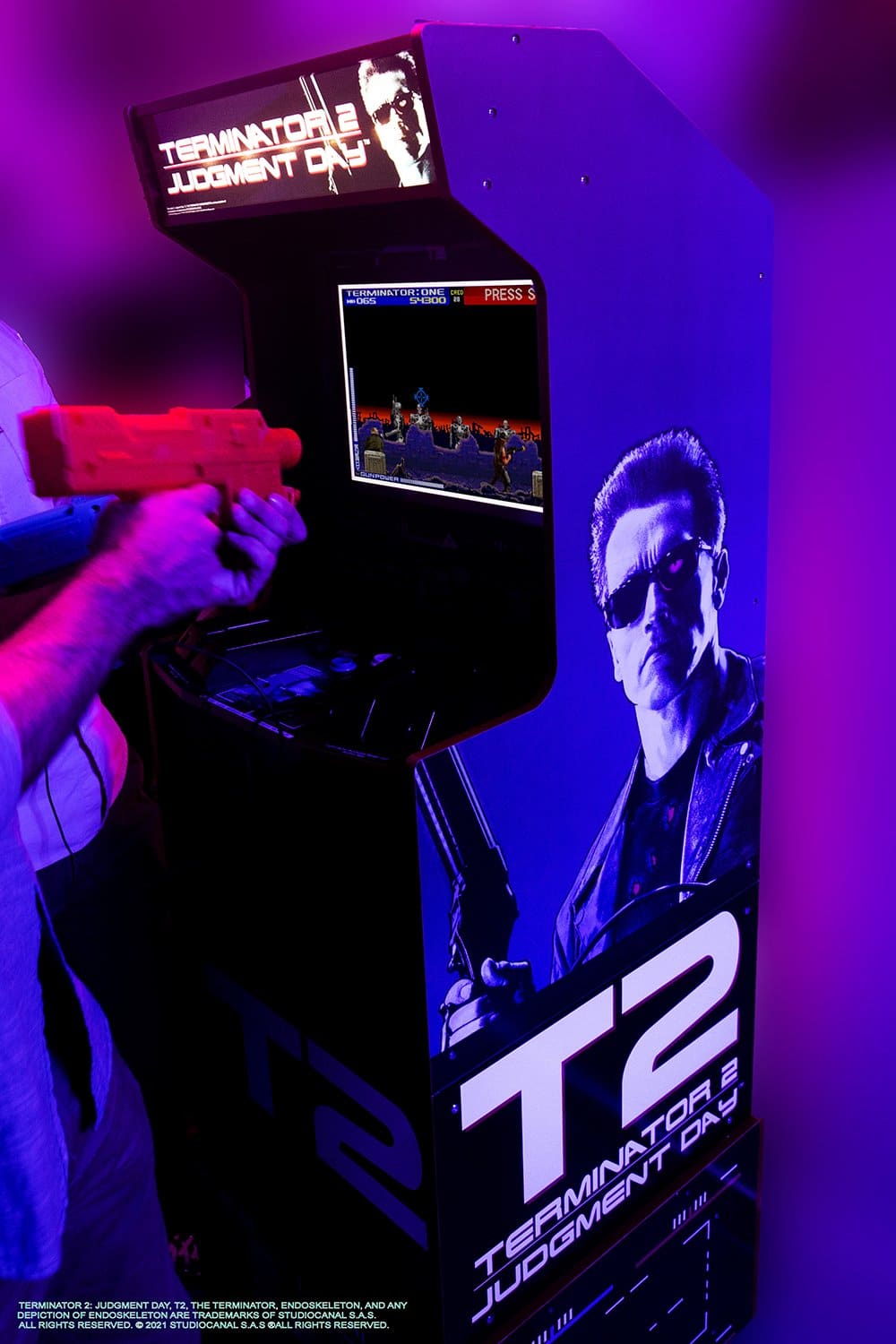 Arcade 1UP’s Terminator 2 Arcade Machine going up for preorder in November