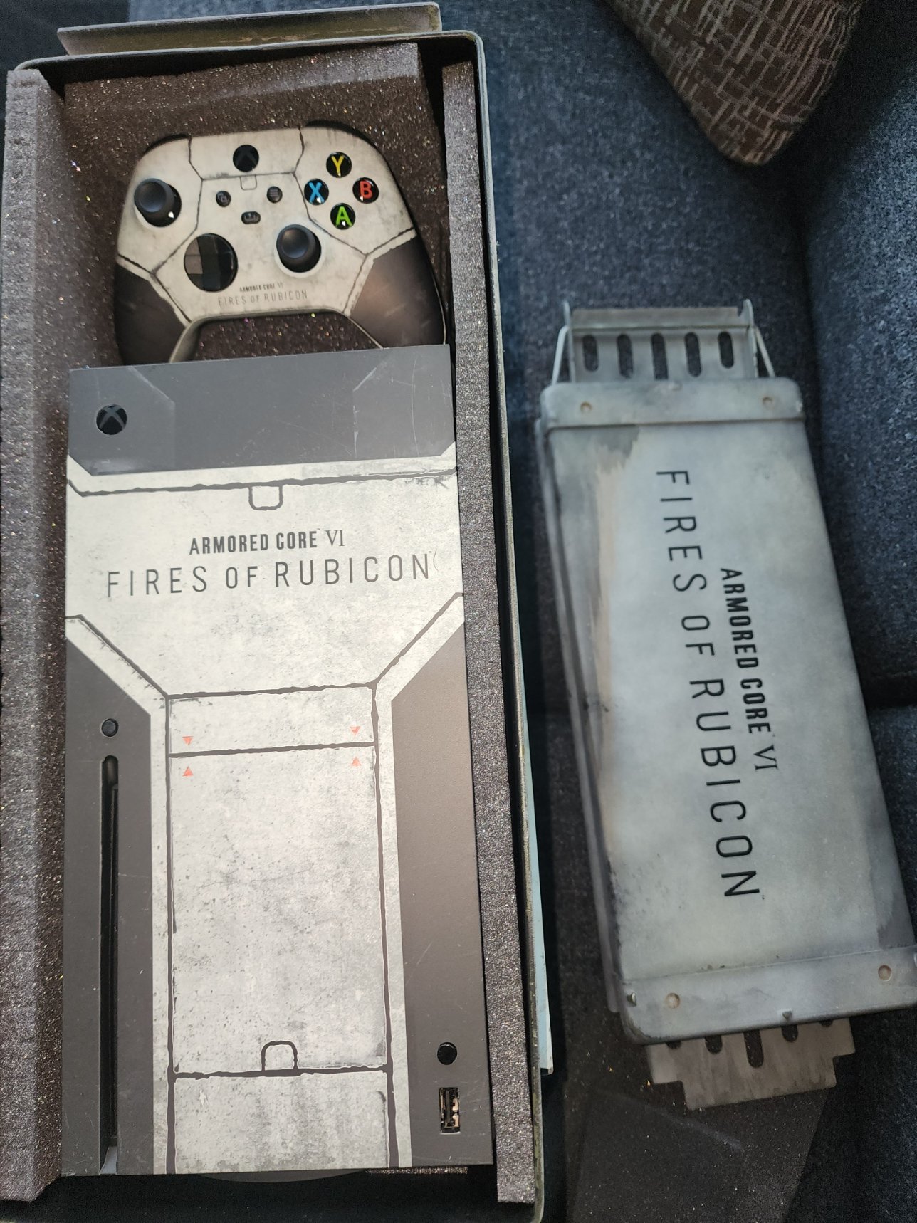 Microsoft Unveils Armored Core 6-Themed Xbox Series X Console and ...